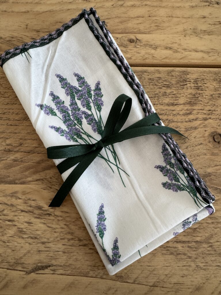 Lavender Two Napkin Pack - Laura's Beau